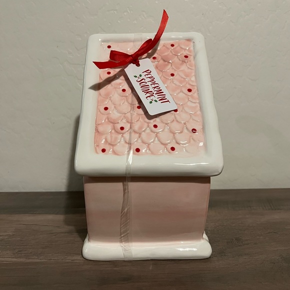 Peppermint Square | Holiday | New Peppermint Square Pink Gingerbread ...